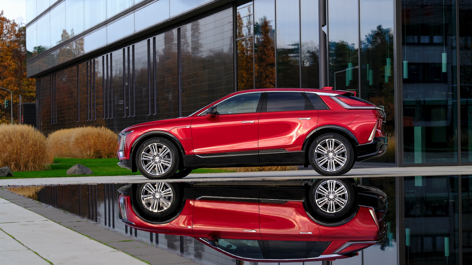 Cadillac Lyriq 600 E4 (2024-2025) price and specifications - EV Database