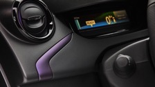 Renault Zoe Q90 (2018-2019) price and specifications - EV Database