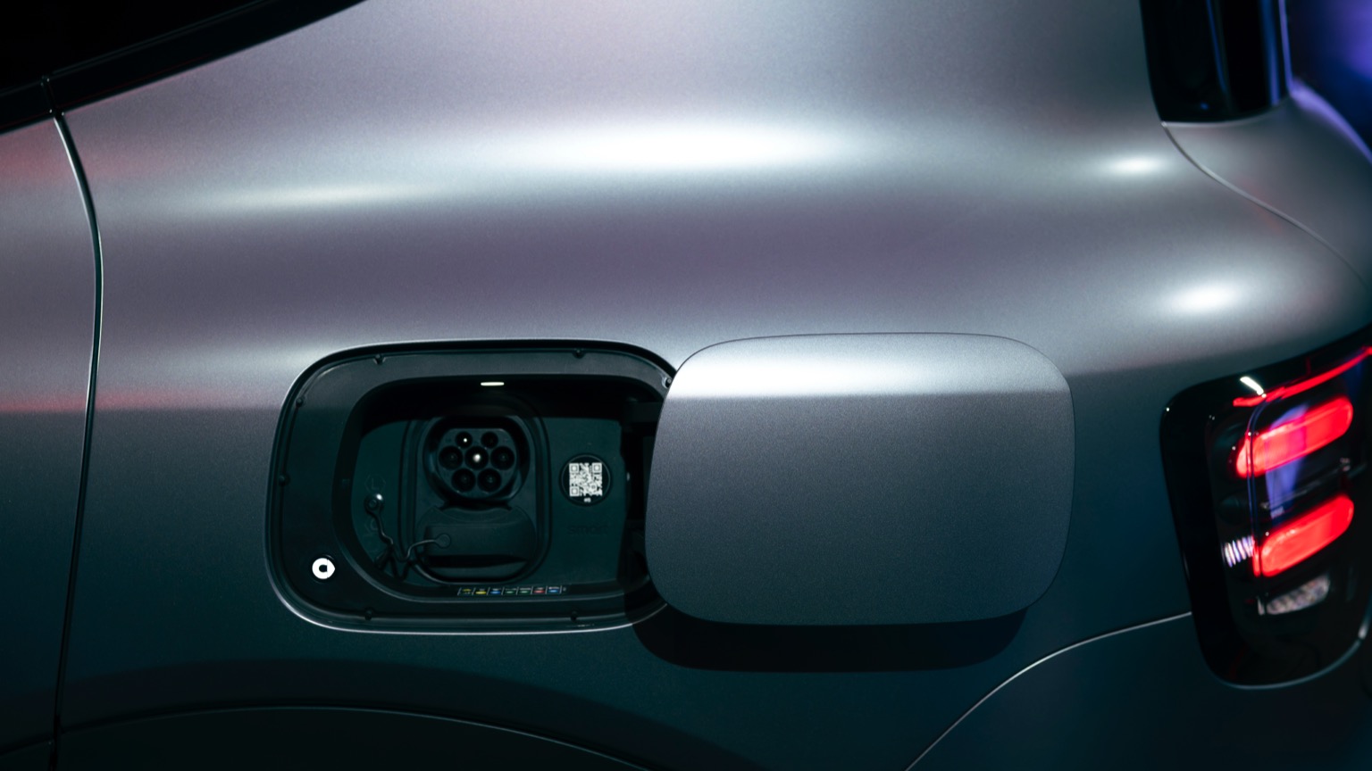 Smart #5 Brabus (MY25) (2025-2026) price and specifications - EV Database