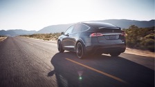 Tesla Model X Ludicrous Performance (2019) price and specifications ...