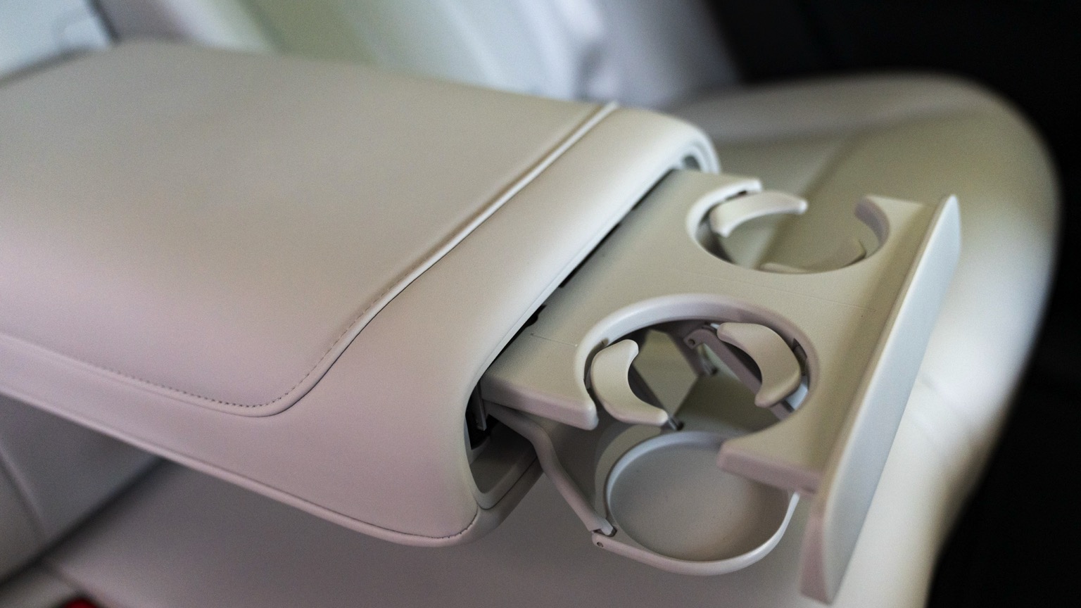 XPENG G6 RWD Long Range (MY25) (2025) price and specifications - EV ...